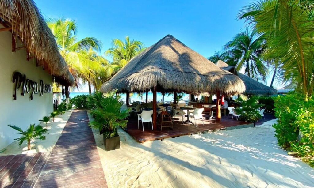 Top 15 Isla Mujeres Beach Clubs: Our Picks for 2024