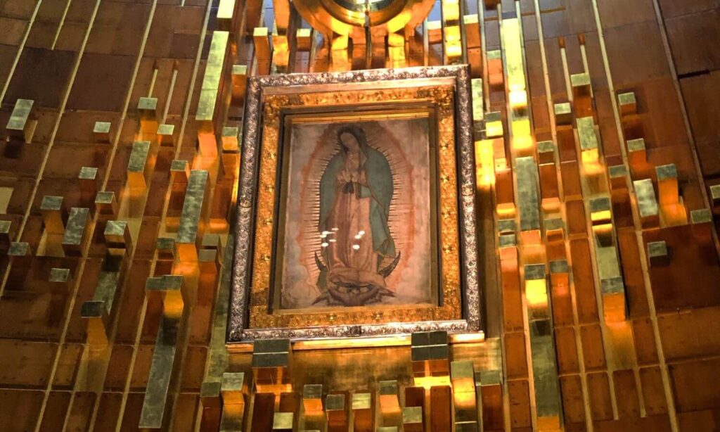 Feliz Navidad! Fun Christmas Traditions in Mexico