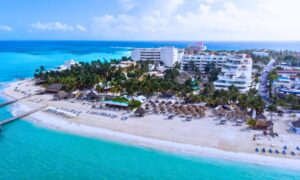 The Best Beach on Isla Mujeres: Travelers' Top 9 Picks